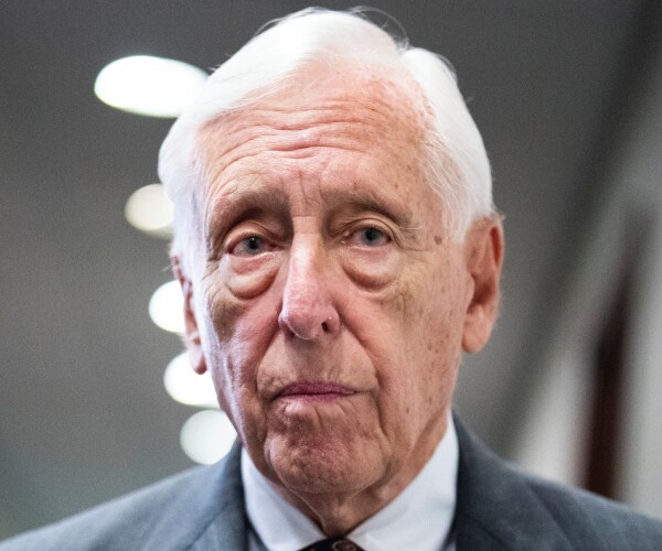 Does Hoyer's Decision Signal More Exits From House Dems? | Newsmax.com