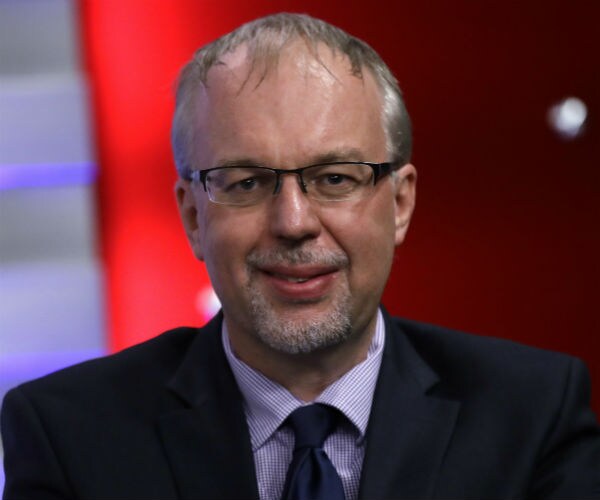 Bernie Sanders' Son Finishes Seventh in New Hampshire Primary | Newsmax.com