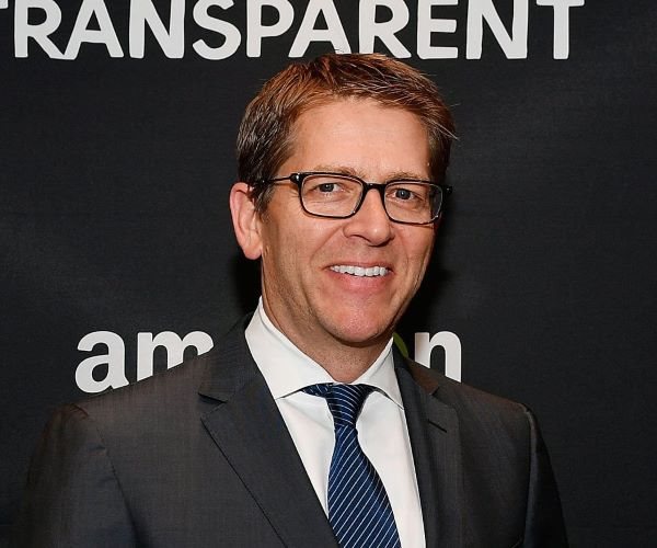 Amazon Exec Jay Carney to Join Airbnb as Policy and PR Head | Newsmax.com