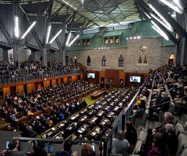 Canadian Senate Passes Controversial Online Censorship Bill | Newsmax.com