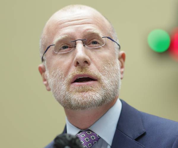 Carr, GOP Meet Ahead of Senate Hearing on Kimmel Threats | Newsmax.com