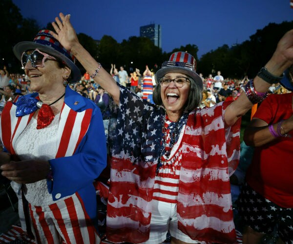 US Flag Code: Clothing With Flags Technically Illegal | Newsmax.com