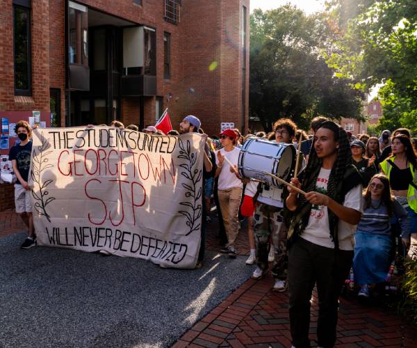 House Probes Possible Terror Ties in Campus Protests | Newsmax.com