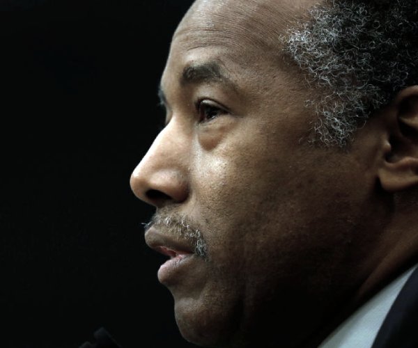 Ben Carson to Newsmax: McConnell's 'Freeze' Isn't Typical Aging ...