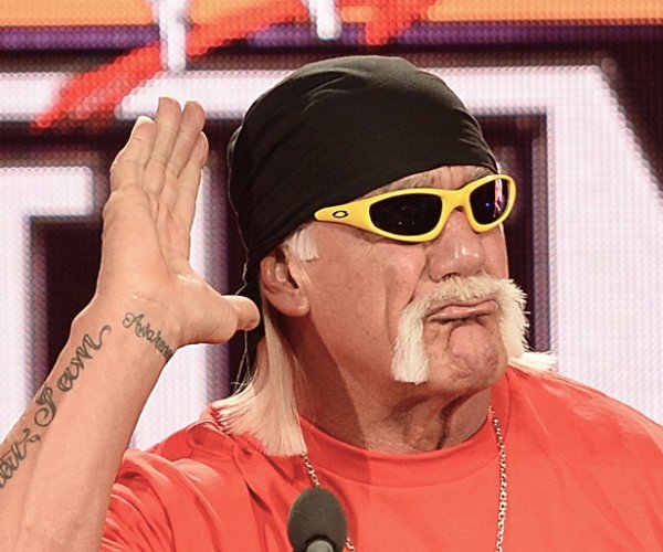 Hulk Hogan 'Doing Well' After Back Surgery | Newsmax.com