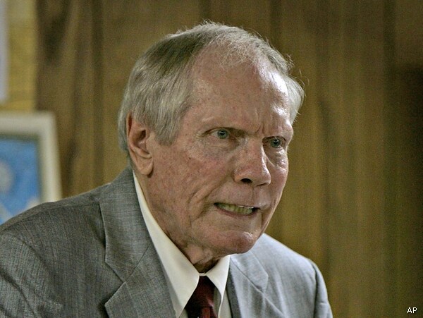 Westboro Baptist Church Founder Fred Phelps Dies at 84 | Newsmax.com