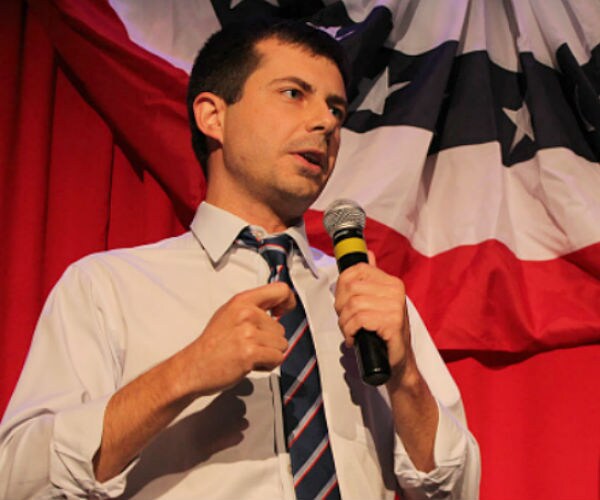 Indiana Mayor: Dems Must Return Focus to Working-Class Voters | Newsmax.com