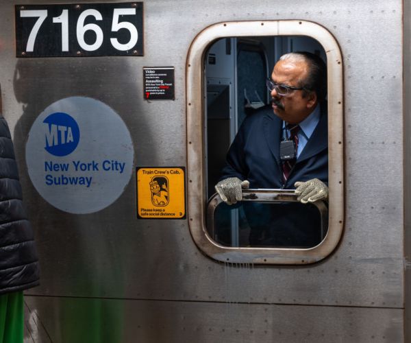 New York to Test Gun-Detection Systems for City's Subway | Newsmax.com