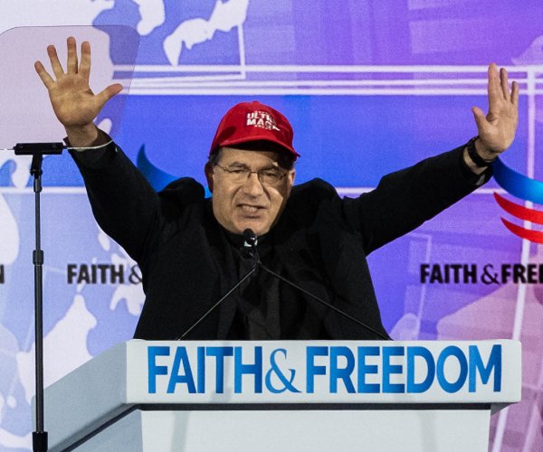 Defrocked Priest Pavone: 'I Will Not Be Silenced' | Newsmax.com