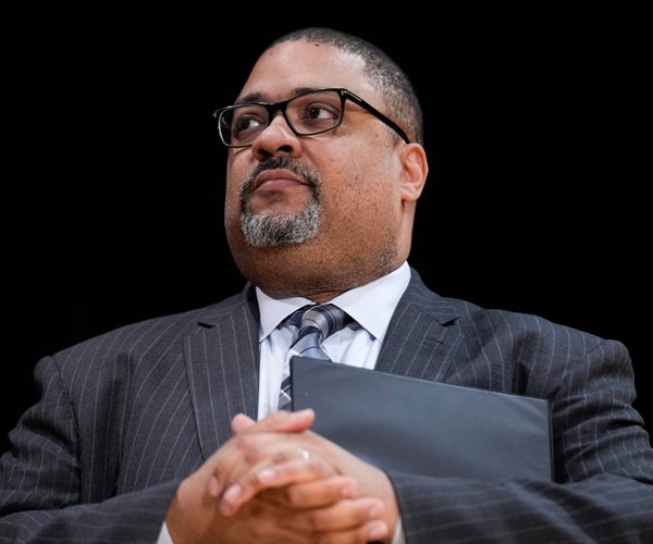 DOJ: No Evidence of Communication With DA Bragg | Newsmax.com