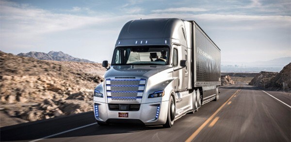 Self-Driving Semi Truck Hits US Highways | Newsmax.com