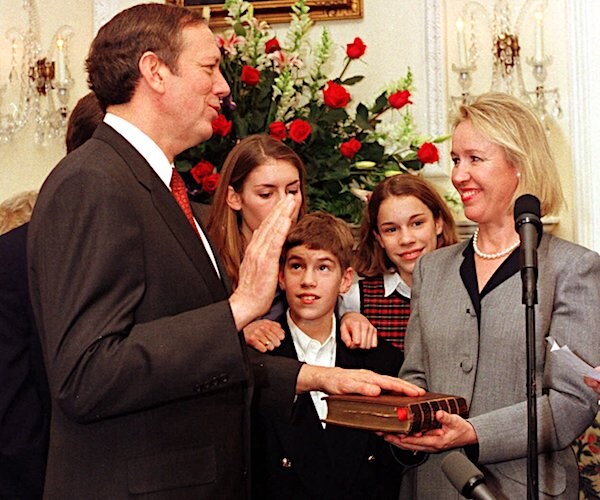 Pataki Daughter Memoir Tells of Hubby's Stroke Horror | Newsmax.com