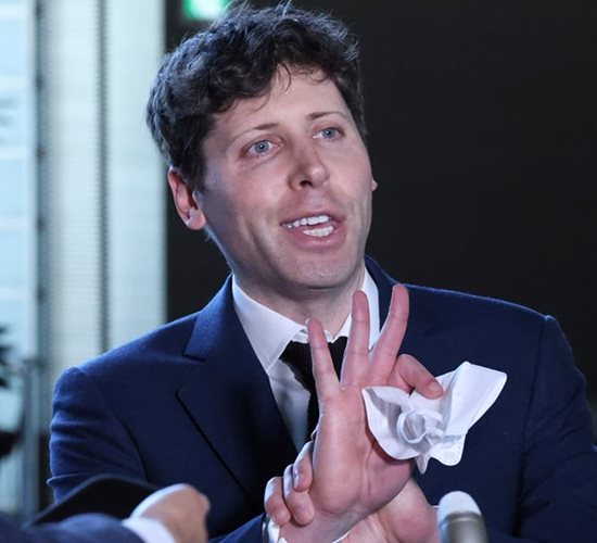 Big Tech CEOs to Attend White House AI Meeting | Newsmax.com