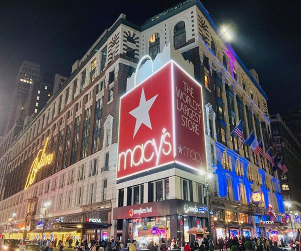 Arkhouse, Brigade Capital Raise Macy's Bid to $6.9B | Newsmax.com