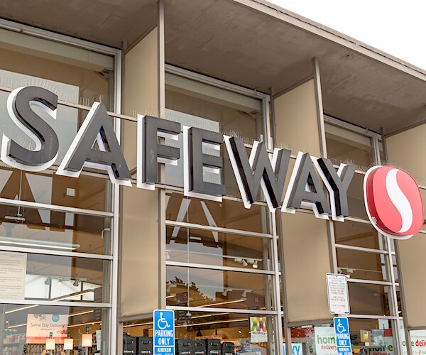 Judge Rules in Favor of Fired Safeway Employee | Newsmax.com
