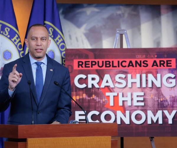 Jeffries: Trump Tanking Economy to Enrich the Wealthy | Newsmax.com