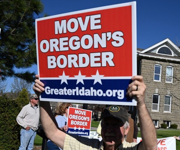 Thirteen Counties in Oregon Approve Measure for Secession | Newsmax.com