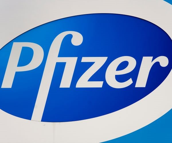 Pfizer Explores Options for Rare Disease, Cancer Drugs | Newsmax.com