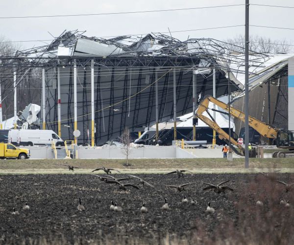 Retail Union Calls Amazon Warehouse Tornado Deaths 'Inexcusable ...