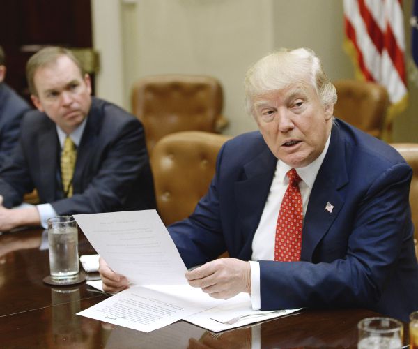 Trump's 7 Best Business Tips for Negotiating to Win | Newsmax.com