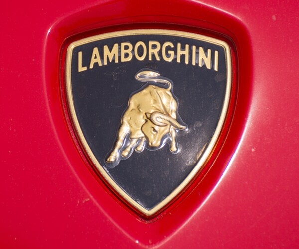 Lamborghini Tapped MIT to Design Self-Healing Electric Supercar ...