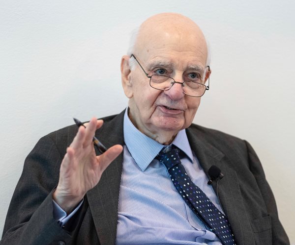 Former Fed Chair Paul Volcker Takes Trump to Task on Taxes, Trade ...