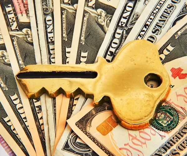 'From Last to First' Author Angrisani: Embrace Risk, Find Your Passion ...