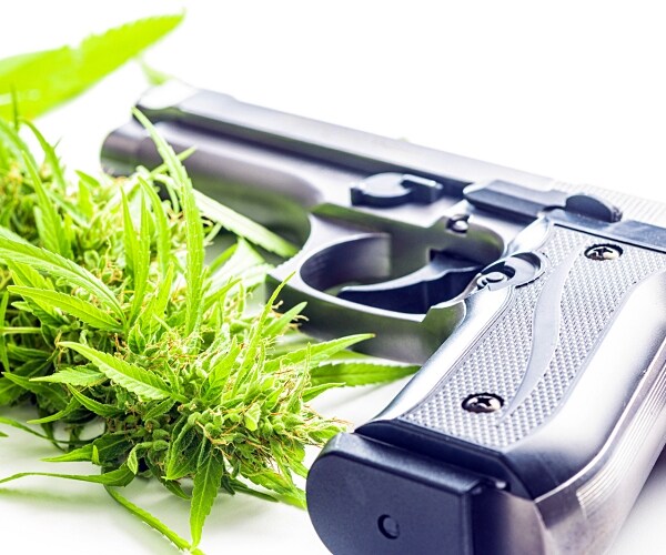 Top Court Mulling Gun Ownership Legality for Pot Smokers | Newsmax.com