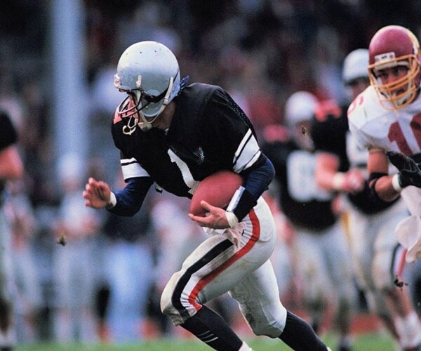 Why Football Players Choose Lower Jersey Numbers | Newsmax.com