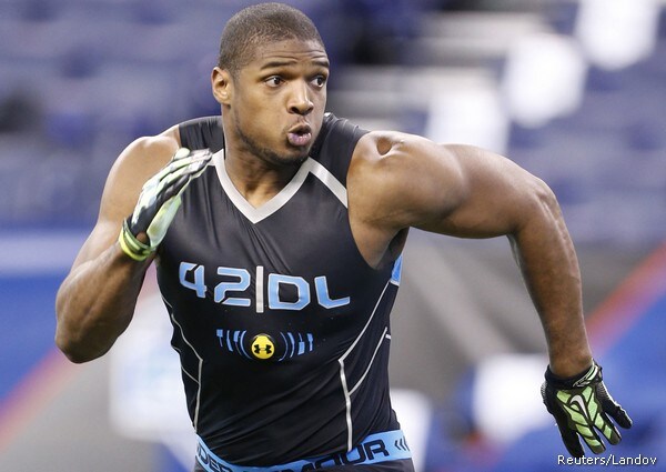 St. Louis Rams Draft Michael Sam, First Openly Gay NFL Player | Newsmax.com