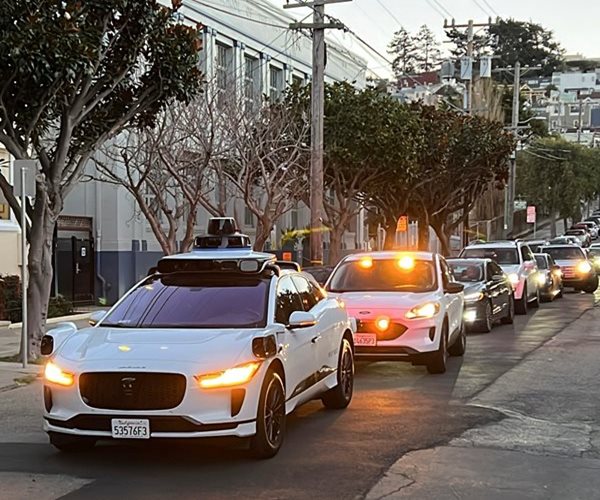 Crowd Sets Waymo Vehicle Ablaze in San Francisco | Newsmax.com