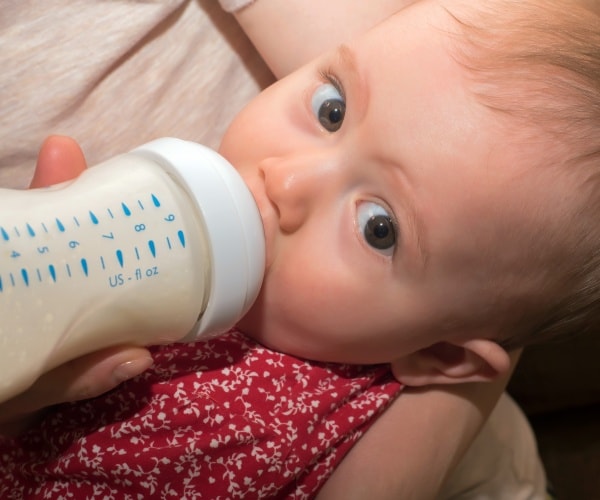 FDA Warns of Dangers From Recalled Infant Formula | Newsmax.com