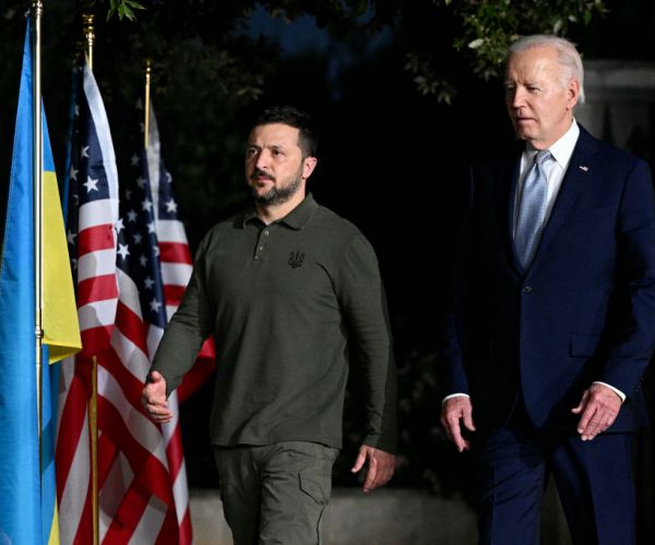 Biden, Zelenskyy Ink 10-year Defense Agreement Billed as NATO Precursor ...