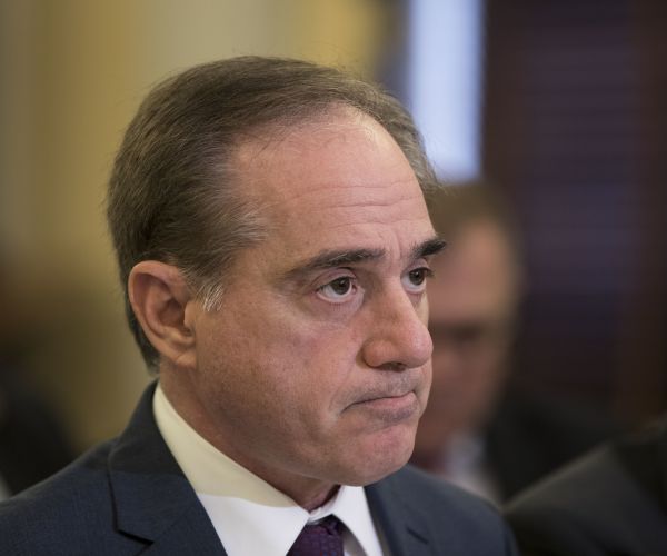 Shulkin Voices Support for Potential Successor | Newsmax.com