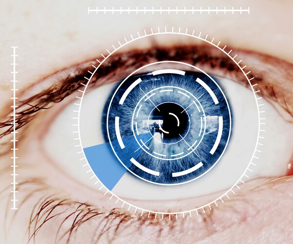 Sony Contact Lens Camera Would Take Pic by Blinking | Newsmax.com