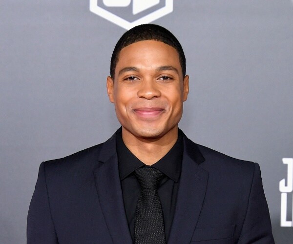 'Justice League's Ray Fisher Claims Execs Didn't Want 'Angry Black Man ...