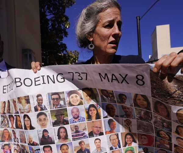 Families of Boeing Crash Victims Demand Justice | Newsmax.com