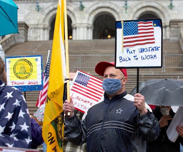 Experts Voice Growing Doubts Over US Lockdown Strategy | Newsmax.com