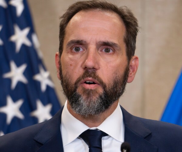 Trump Prosecutor Jack Smith to Launch Firm With Ex-DOJ Lawyers ...