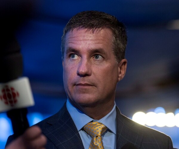 CP Rail's CEO Makes the $25 Billion Deal His Mentor Wouldn't | Newsmax.com