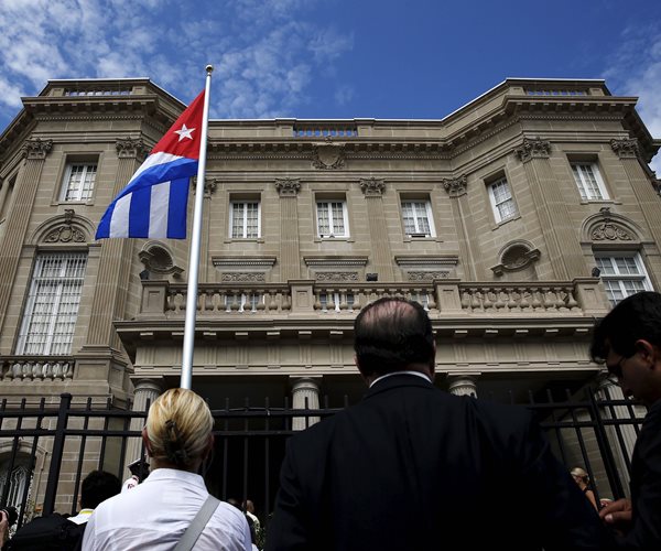 Officials: US to Ask Cuba to Cut Embassy Staff by 60 Percent | Newsmax.com