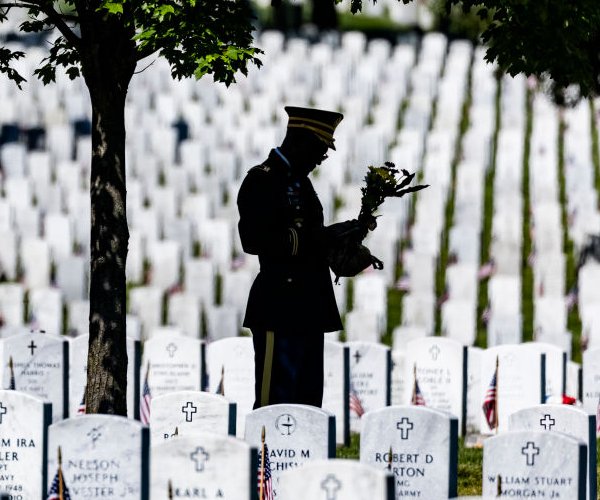 Opposition Expressed to Removing Arlington Confederate Memorial ...