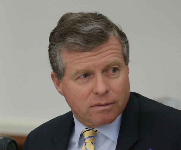 Charlie Dent: Comey a 'Good and Honorable Man' in a 'Tough Spot ...