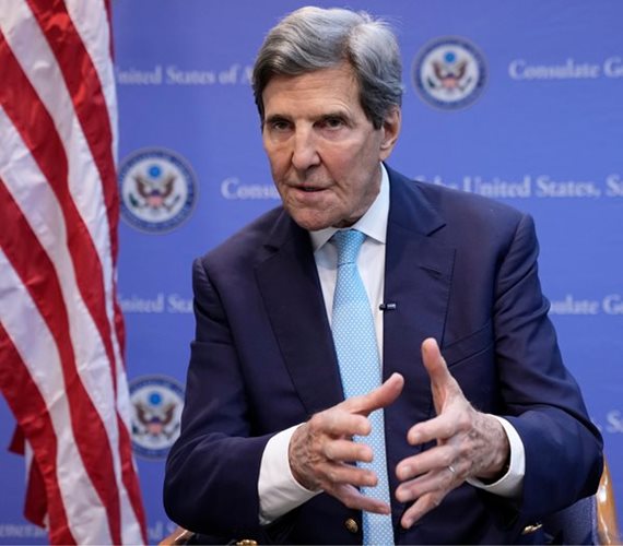 Kerry Challenges Oil Industry to Prove Carbon Capture | Newsmax.com