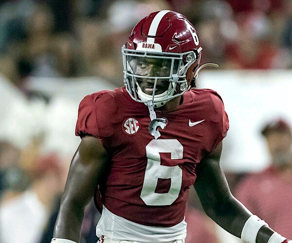 NFL Vikings Rookie Jackson, Two Others Killed in Car Crash | Newsmax.com