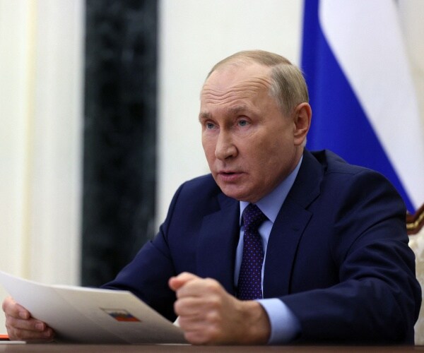 Video Report: Speculation Grows Over Mysterious Deaths in Russia ...