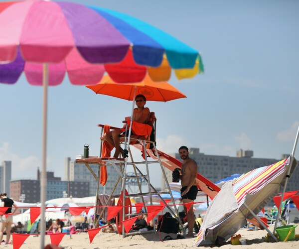 Red Cross Tips to Beat Deadly Heat | Newsmax.com