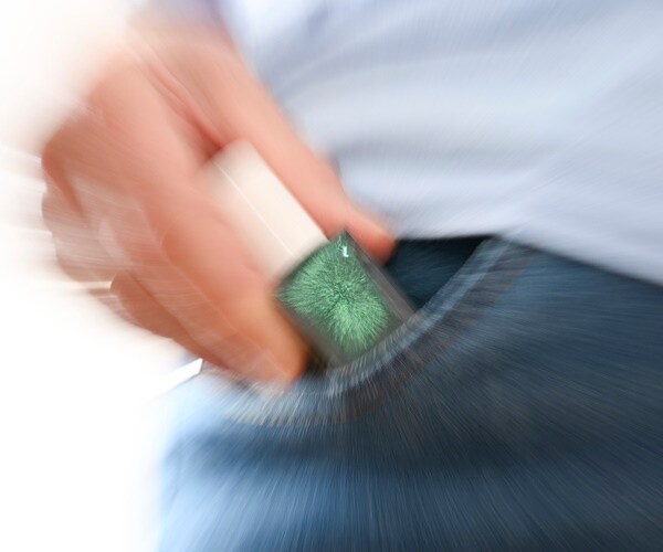 Shoplifting Deterrents Push Consumers Online | Newsmax.com