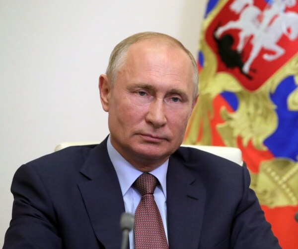 Former Kremlin Insider Recounts Putin's Moves to Retain Power | Newsmax.com