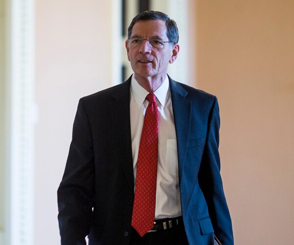 Sen. John Barrasso: US Virus Response Must Be Bipartisan | Newsmax.com